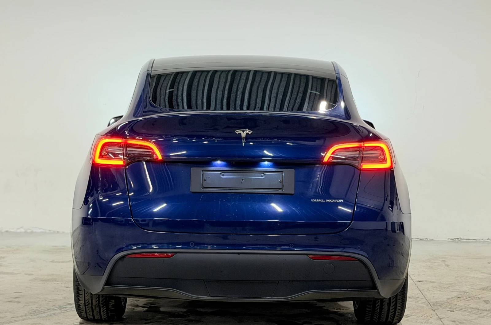 Tesla Model Y Long Range Dual Motors ≫ 2022 • 29 500 EUR • ID: 95788716 ...